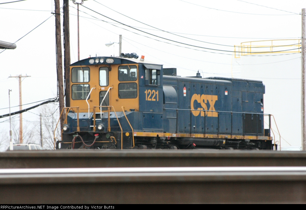 CSX 1221